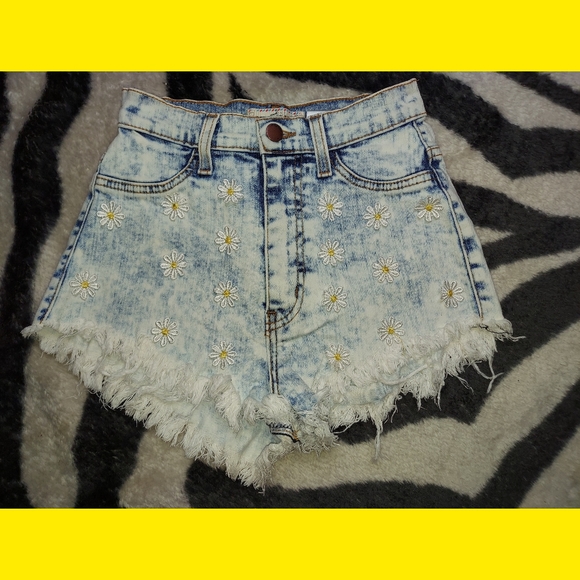 Vibrant | Shorts | Daisy Dukes Short Shorts | Poshmark